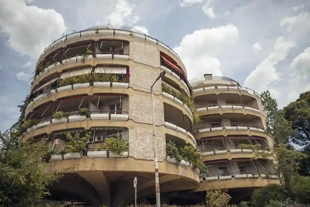 Τρεις πολυκατοικίες της Αθήνας με ιστορία - SVOICE