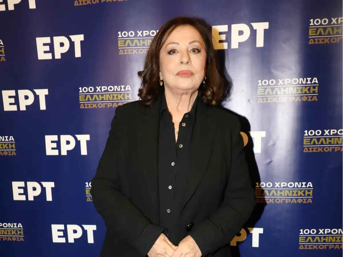 Χάρις Αλεξίου: «Η μουσική δεν σταματάει ποτέ, θα έρθουν νεότεροι ...